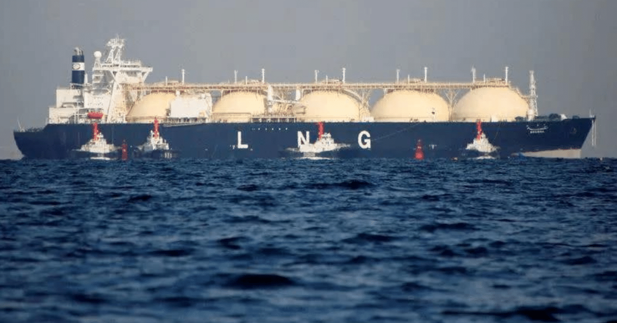 LNG Vessels Floating Offshore Europe Are Multiplying - OklahomaMinerals.com